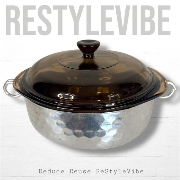 Pyrex | Dining | Pyrex Vintage Casserole Dishlid Metal Resting Cozy ...